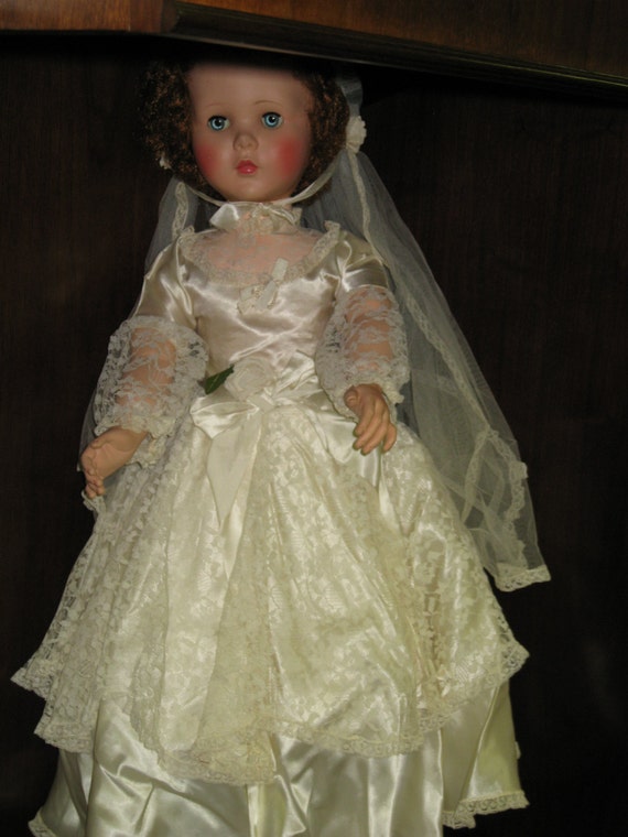 Vintage 31 Sweet Sue Doll by American Character All