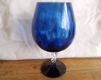 Popular items for swirled glass vase on Etsy