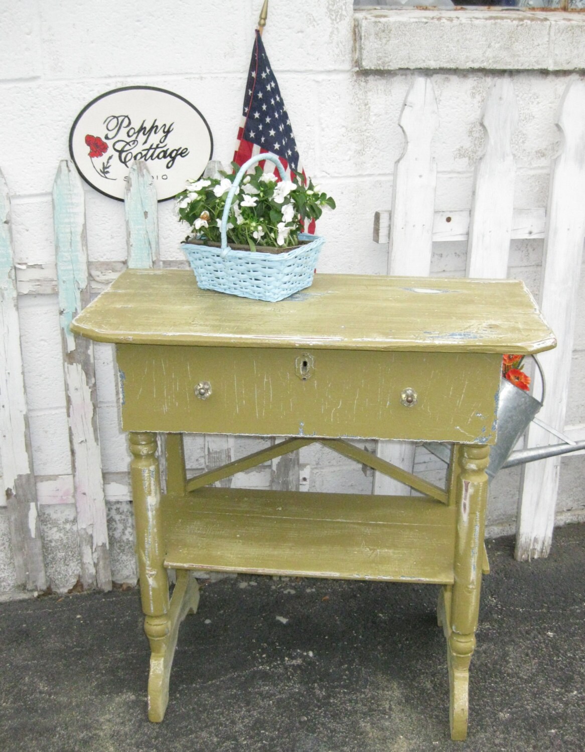 Primitive Accent Table Poppy Cottage Painted Furniture Vintage Bedside ...