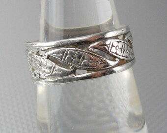 Half finger ring | Etsy