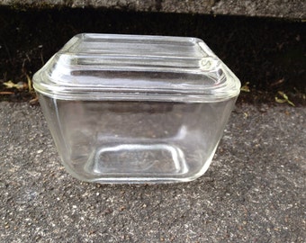 Popular items for pyrex glass dish on Etsy
