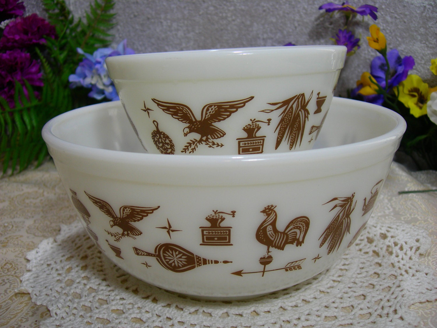 Pyrex Early American Nesting Mixing Bowls Pyrex 2-1/2 Qt. #403 and 1-1/ ...