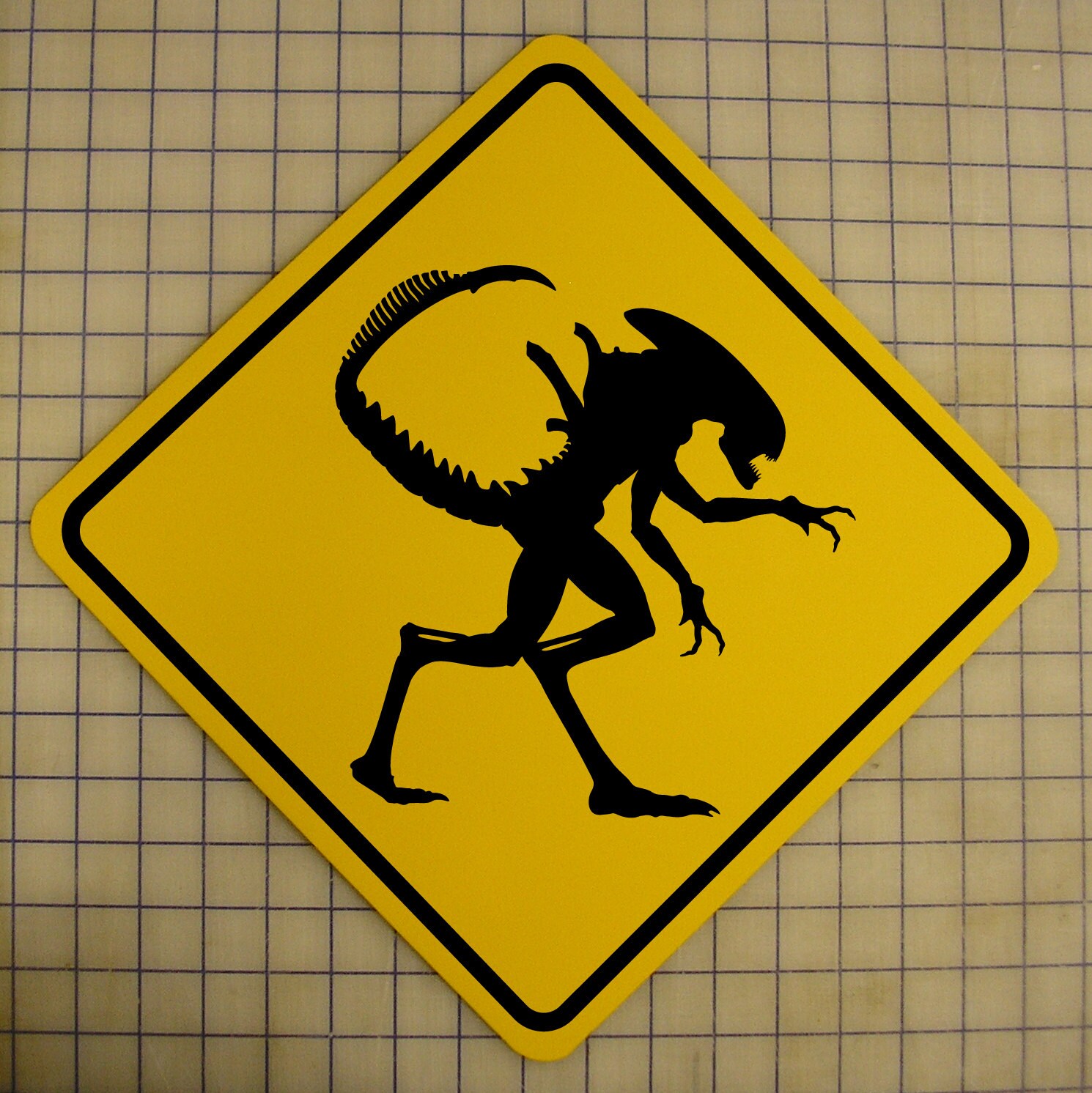Aliens / Xenomorph Crossing Sign