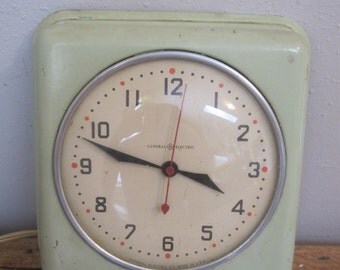 Popular items for retro kitchen clock on Etsy