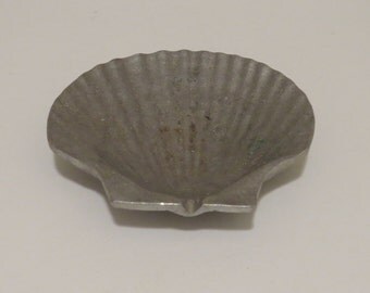 Popular items for shell ashtray on Etsy