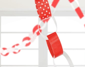 Red Paper Chain Party Decoration - Makes 4 meters