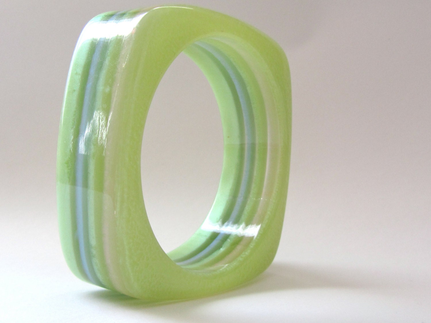 Vintage Layered Lucite Bangle beach colors aqua by lindalinda