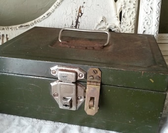 Popular items for lock box on Etsy