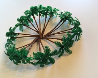 Popular items for plastic tree on Etsy