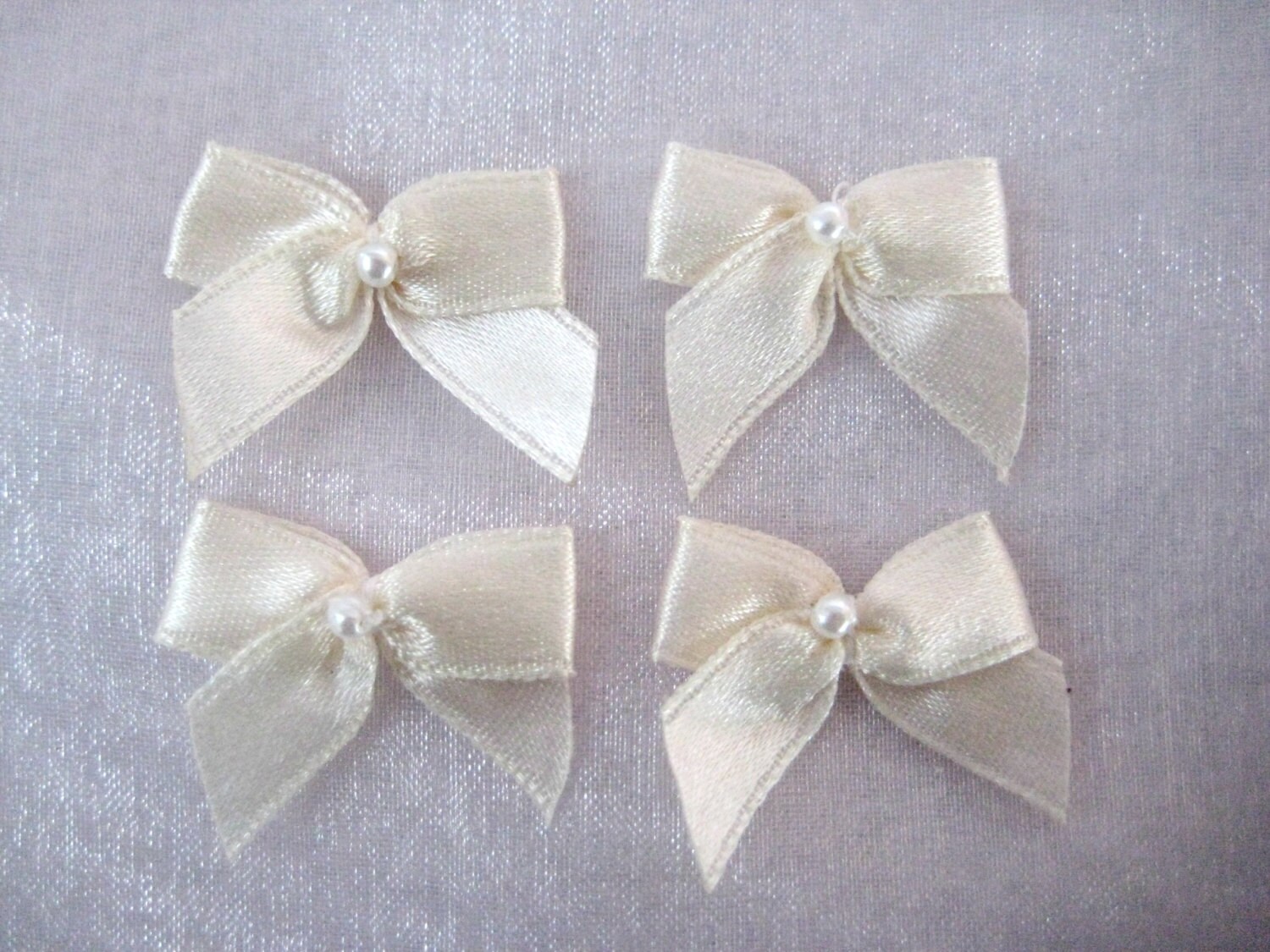 Ivory Cream Satin Ribbon Bows with Pearl Center for Wedding