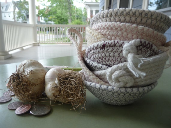 Items similar to Tiny Baskets: Set of TEN, Any Color! on Etsy