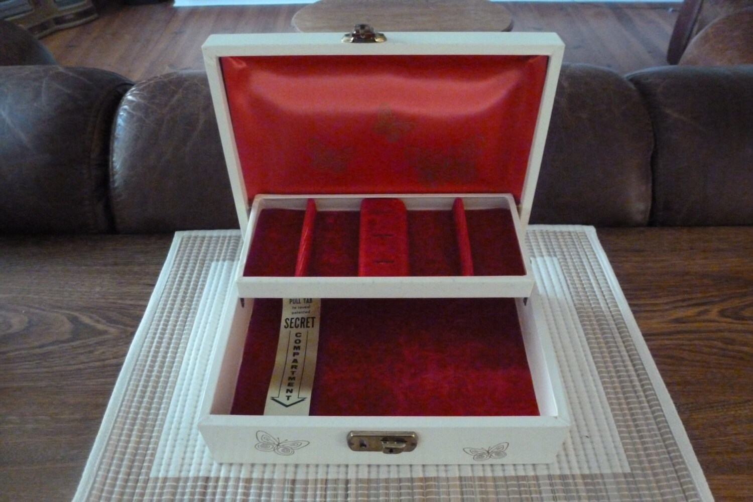 Vintage Jewelry Box, 1960’s – 1970’s, Vinyl, Jewelry Case, Ivory, Cream ...