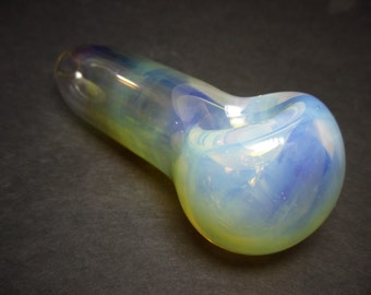 Color Changing Glass Pipe