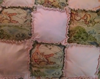 Winnie the Pooh "rag type" Pillow Quilt for baby