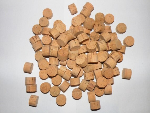 100 Cork plugs with 3/4 x 1/2 natural