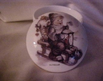 Popular items for hummel box on Etsy