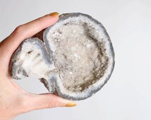 Popular items for cracked geode on Etsy