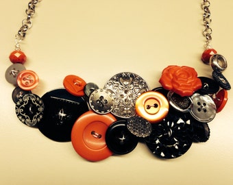 Button necklace | Etsy