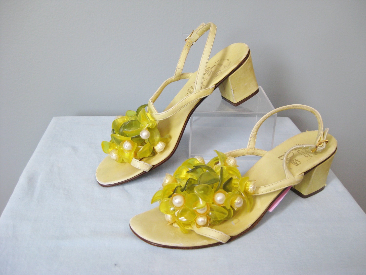 Chartreuse Sandals / Vtg 50s ‘/ Novelty Flowers Rangoni Chartreuse ...