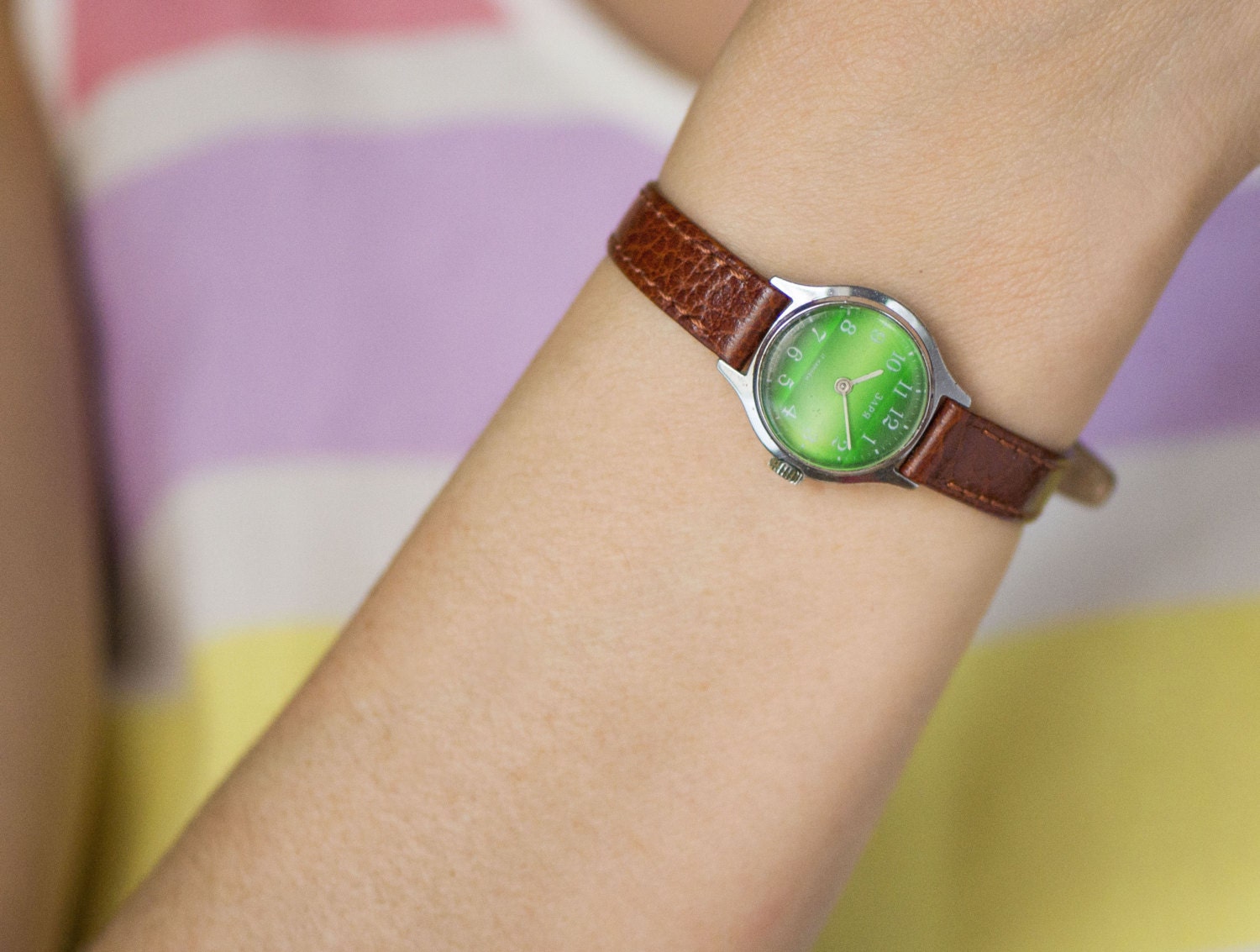 Green women’s watch, round wristwatch, tiny lady watch, watch casual ...
