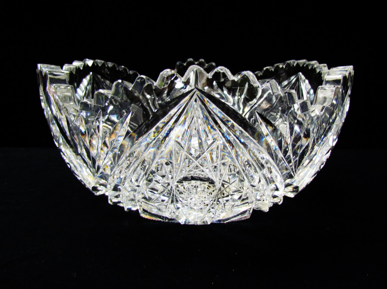 Antique cut glass bowl American Brilliant cut glass center