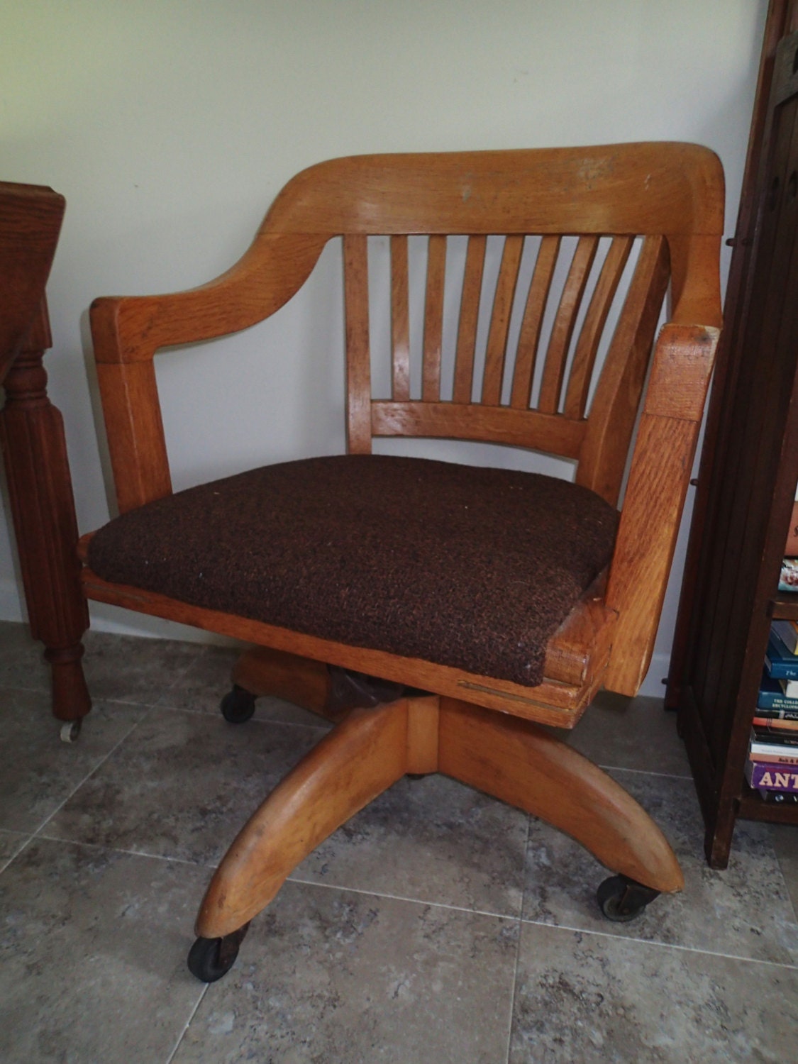 W H Gunlocke Oak Progressive vintage mid century 1950s office lawyer ...