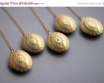 ON SALE Set of 5 Personalized Locket Necklaces, Bridesmaid Necklace ...