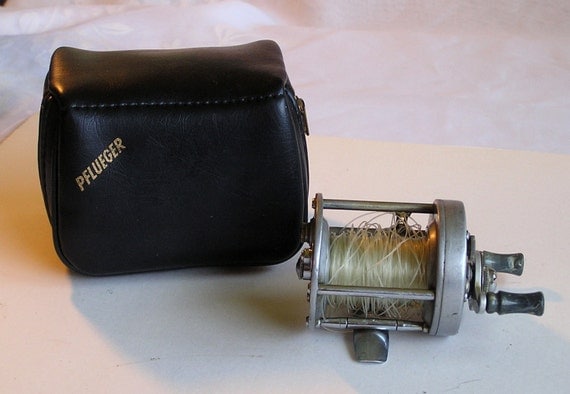 Vintage Pflueger Supreme Cub Bait Casting Reel by TreasureByDemand