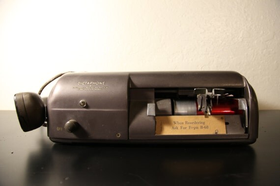Vintage 1950s Dictaphone Time Master