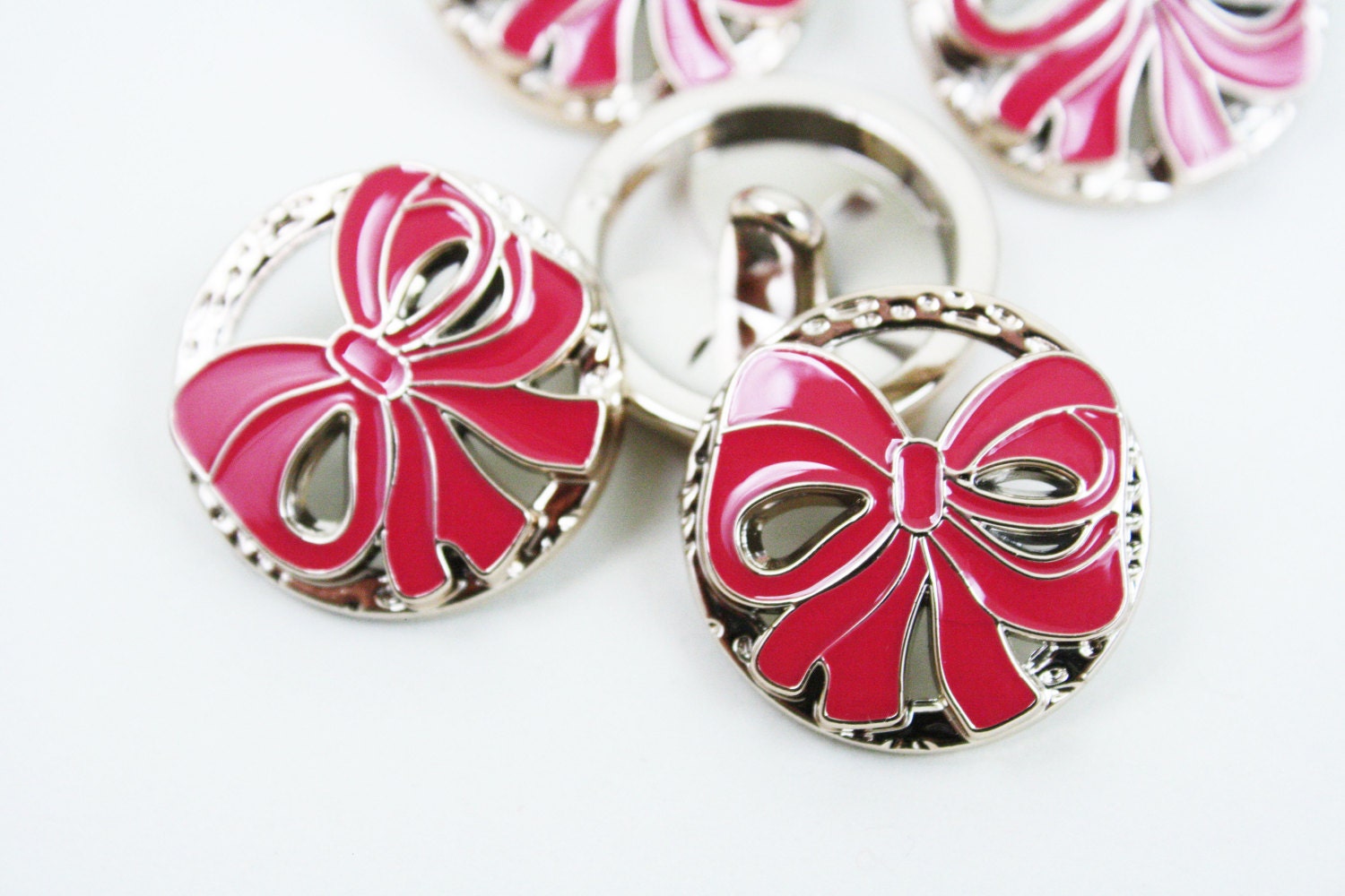 2 Bow Buttons Acrylic Shank Button 25mm Red / by ColinetteSupplies