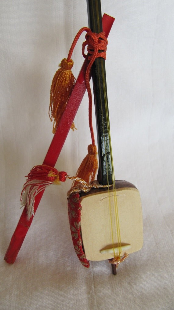 Vintage Japanese Miniature Hina Shamisen Musical Instrument