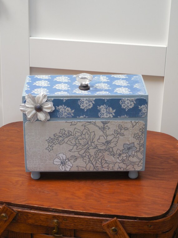 RECIPE BOX Blue and White recipe box tea box hand by Eweniques