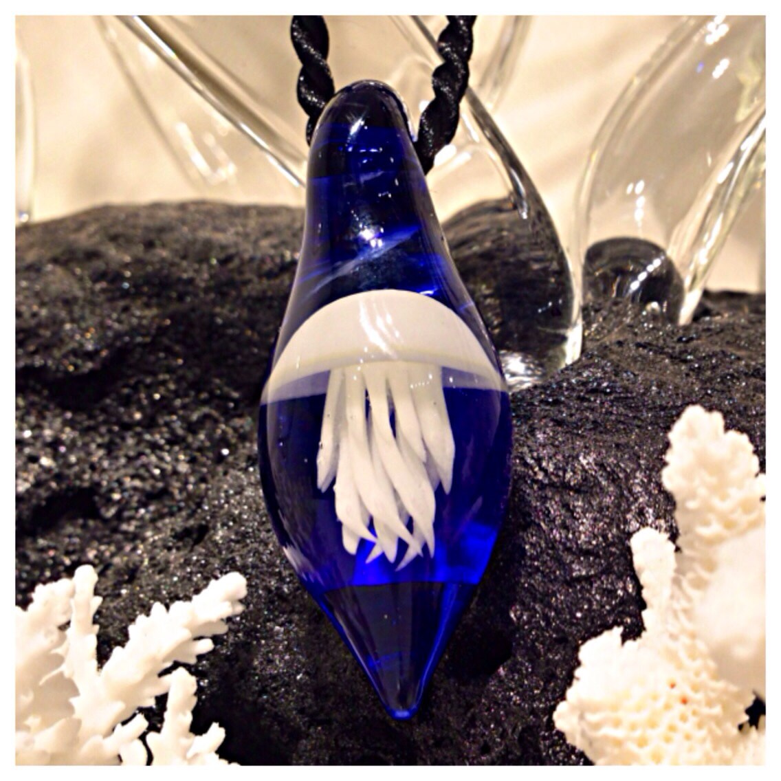 Jellyfish glass pendant by John Lindquist