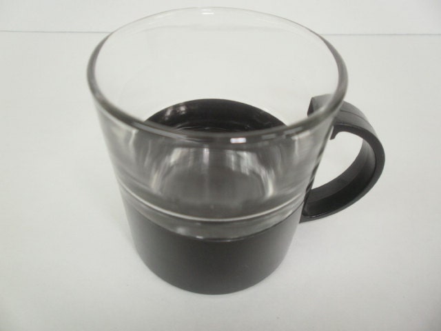 Vintage Plastic Cup Holder Glass Insert, Retro Cup Mug – Haute Juice