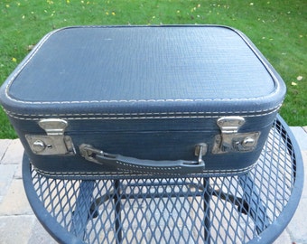 Vintage Small Gray Suitcase - Vintage Gray Overnight Case - Vintage Luggage