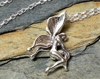 Items similar to Handmade 1950's pixie charm bracelet on Etsy