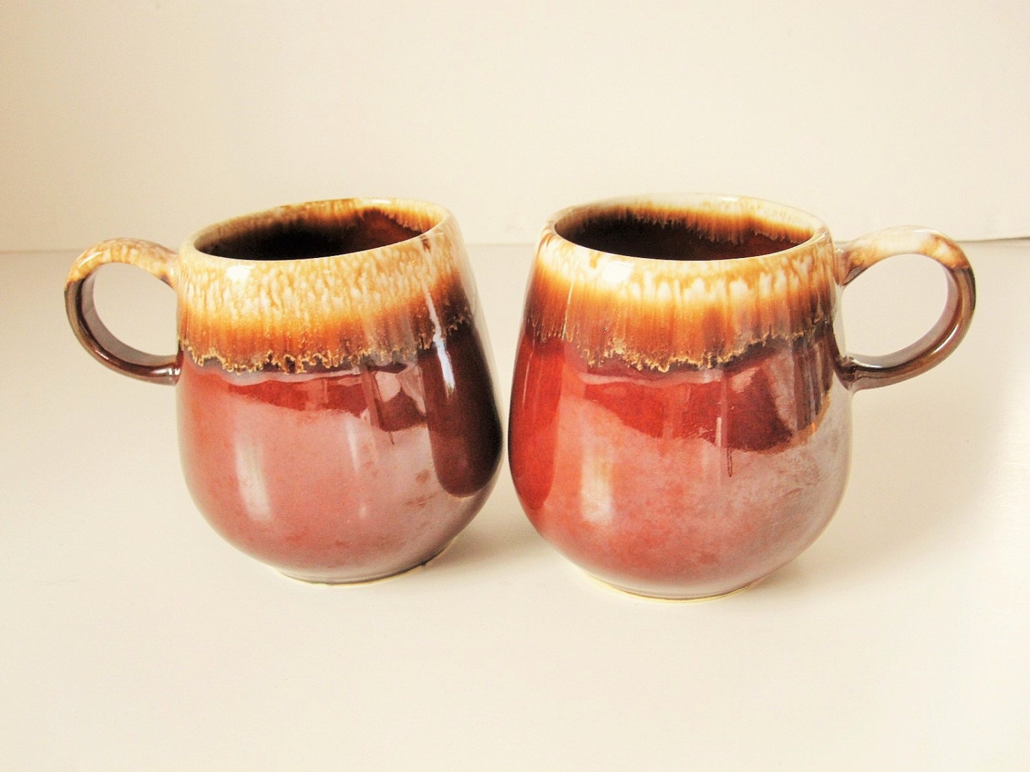 Two Drip Glaze McCoy Coffee Mugs – Vintage Pottery Cup Mug – McCoy 7025 ...