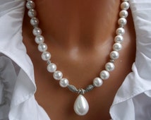 Popular items for majorca pearl on Etsy