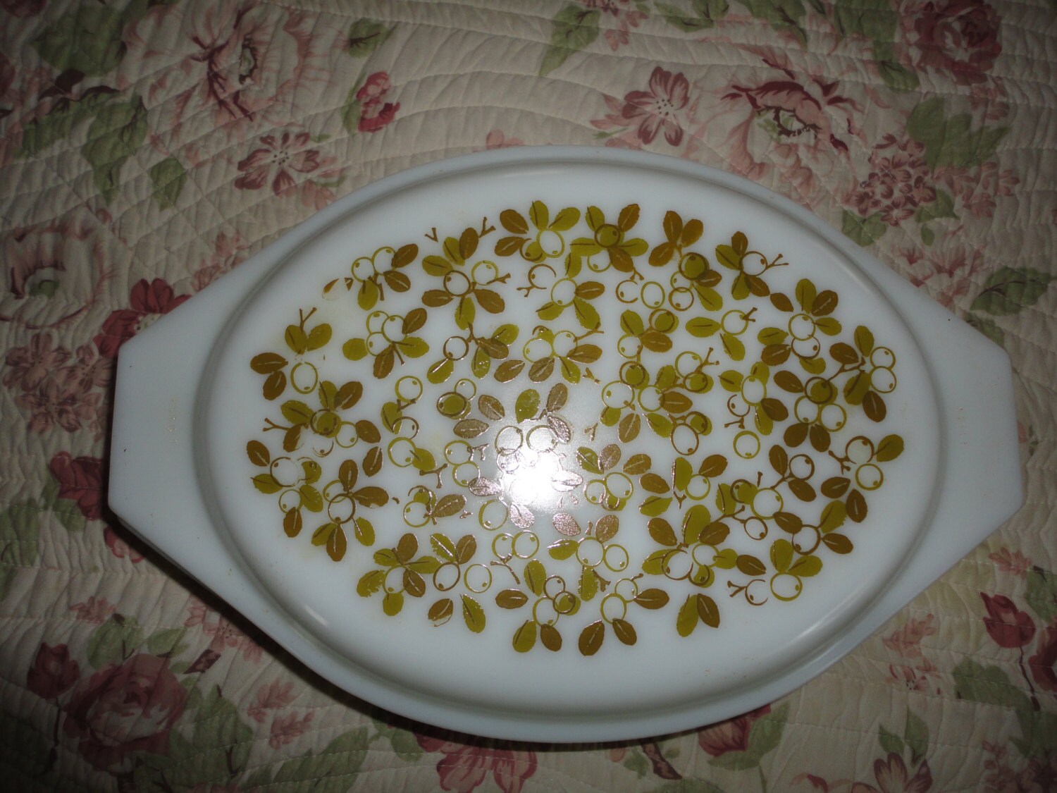 Pyrex Oval Lidded Avacado Green Casserole Dish. – Haute Juice