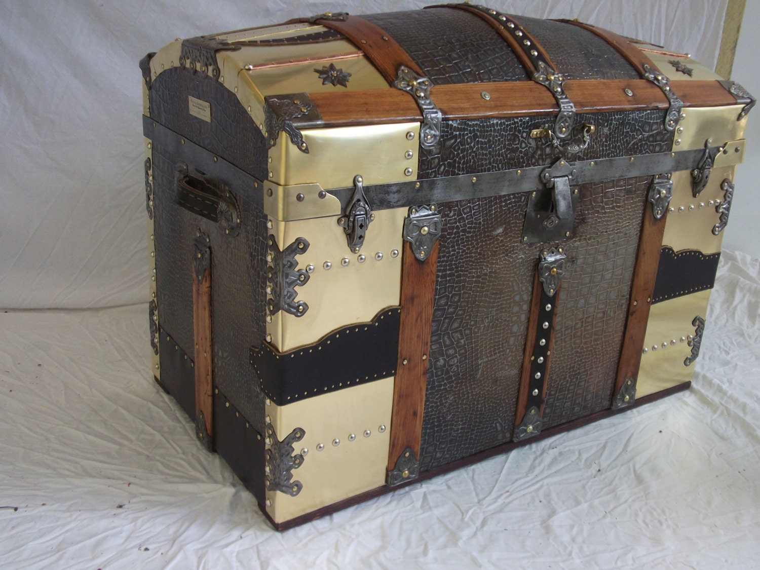 Antique Saratoga-Grade Camel Back Antique Trunk