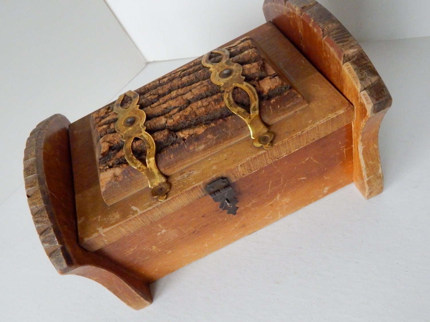 Rustic Handmade Folk Art Tramp Art Wood Bark Box with Brass Fittings ...