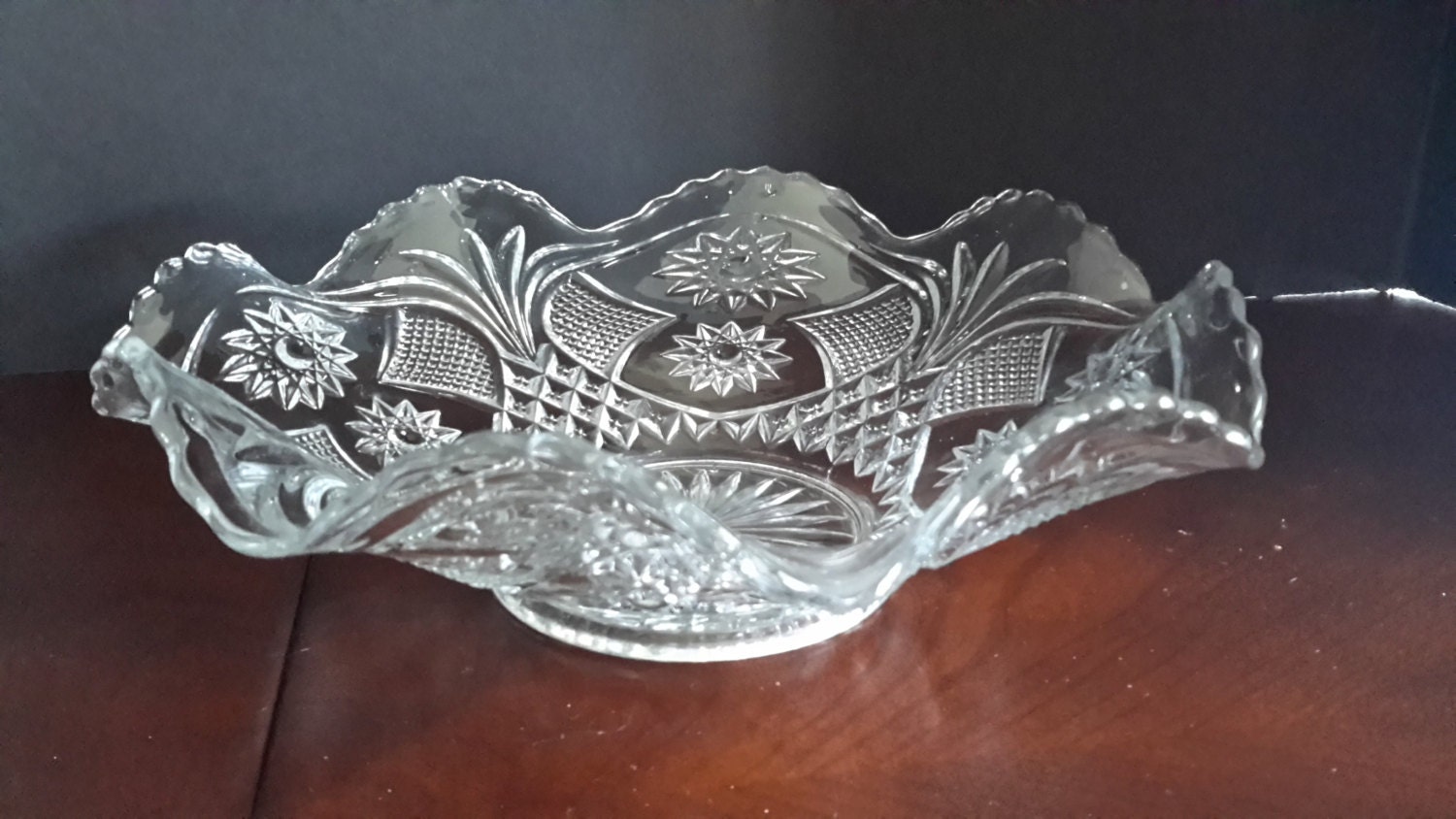 Clear Pressed Glass Bowl,Ruffled Rim, Vintage, serving – Haute Juice