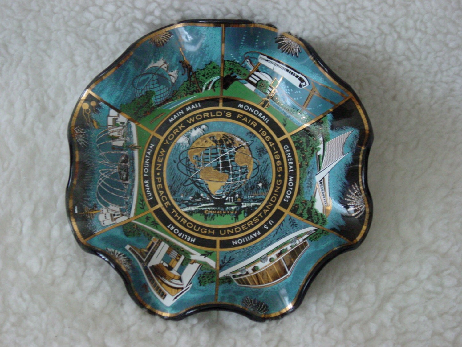 Vintage 1964-65 New York Worlds Fair Candy/Snack Food Dish “Brand New ...