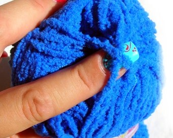 Fancy Yarn. Bumpy design multicolor shades of blue by HandyFamily