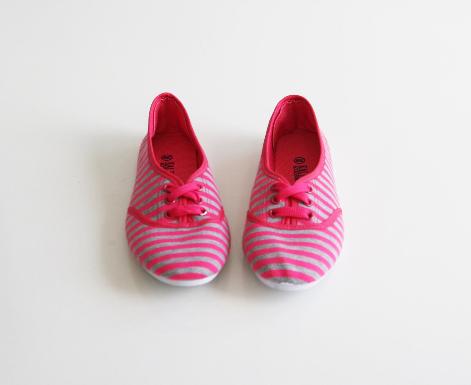 Gray and pink sneakers shoes, cotton flat shoes, Size 39, 8.5 us tennis ...