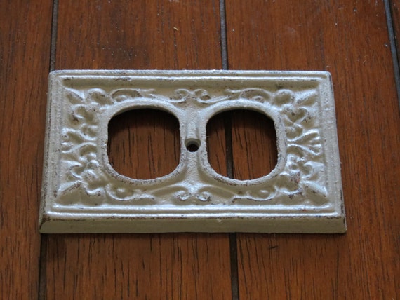 Light Grey Decorative Electrical Outlet Plate /Plug-in Cover/