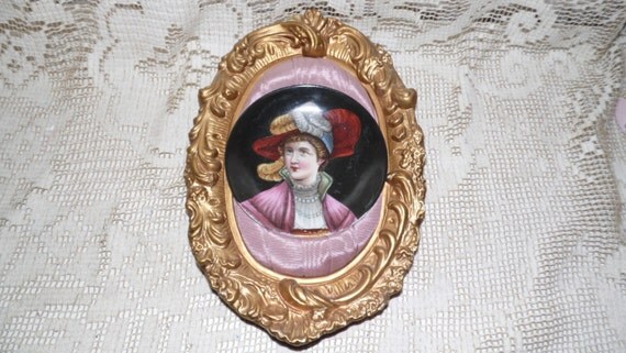 Antique Gold Fancy Frame Porcelain Lady Plate Pink Material