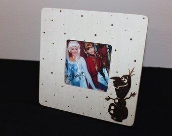 Disney's "Frozen" themed frame with Olaf and autographs