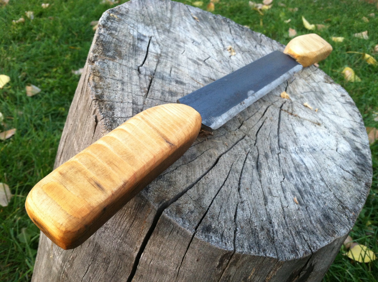 Hide Scraper Fleshing Knife: Leather Making Tool wet scrape