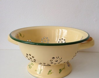 Popular items for kitchen strainers on Etsy
